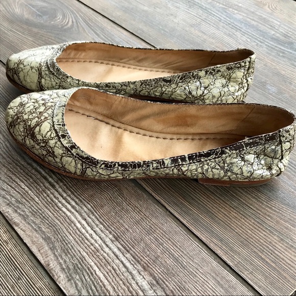 Frye | Shoes | Frey Carson Ballet Flat | Poshmark